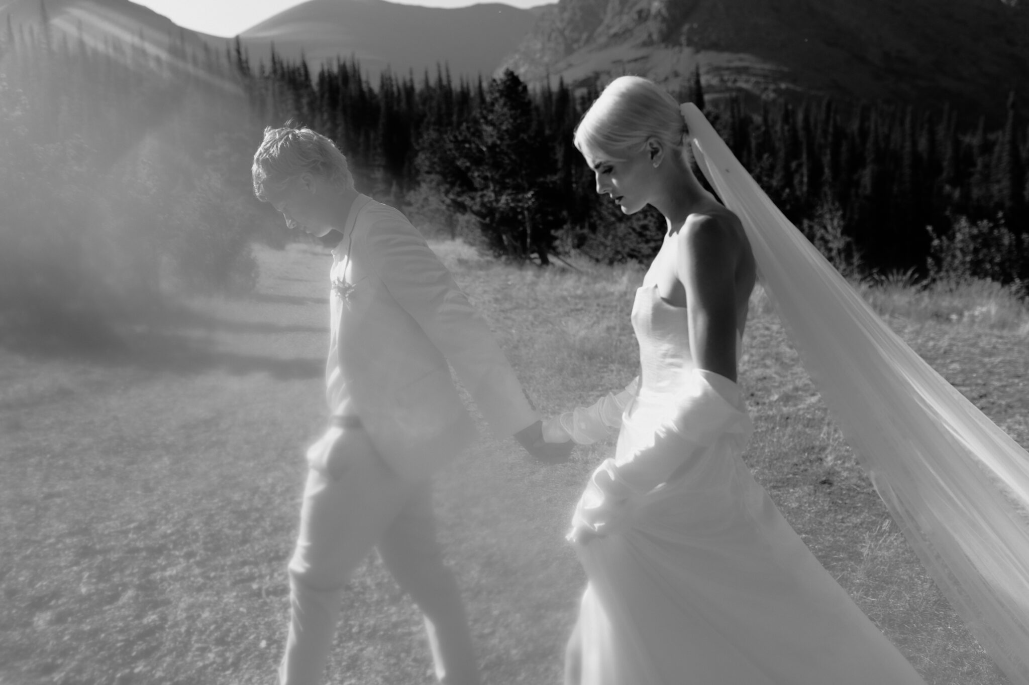 Eloping in Glacier National Park - A Quick and Easy Guide for your ...